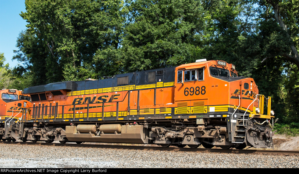 BNSF 6988
